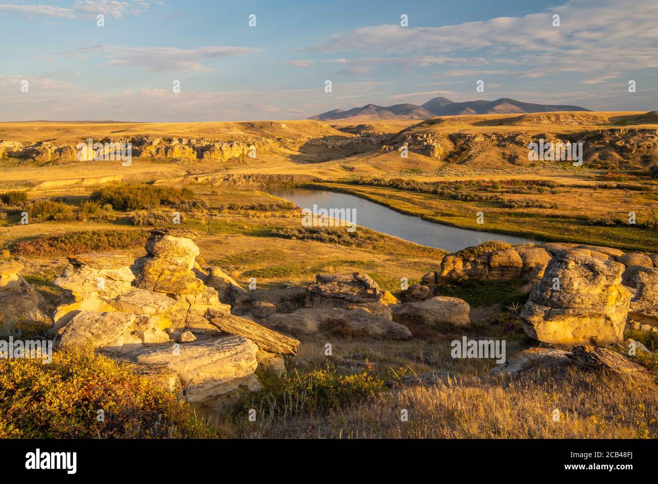 Milk River and sandstone hoodoos, Writing on Stone Provincial Park ...