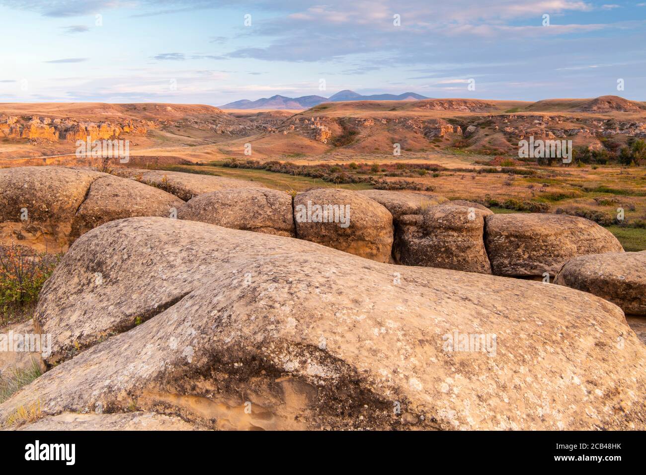 Milk River and sandstone hoodoos, Writing on Stone Provincial Park ...