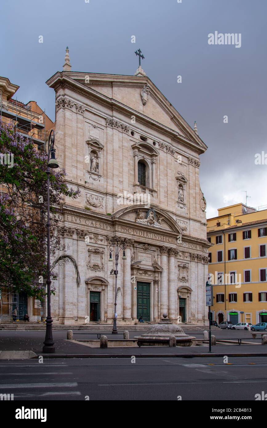 Traditional italian catholic church hi-res stock photography and images ...