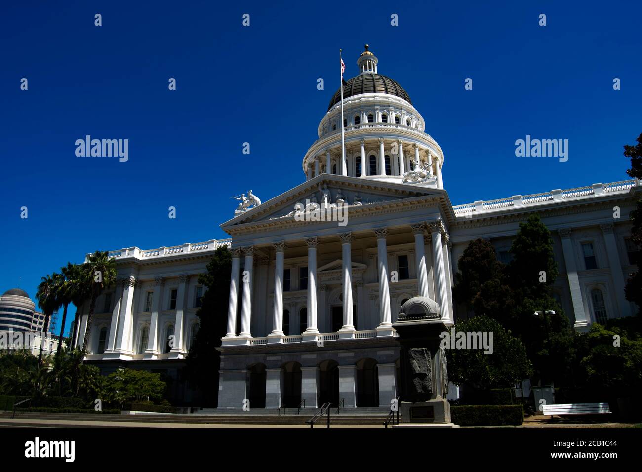 California State Capitol building with clear skies Stock Photo - Alamy