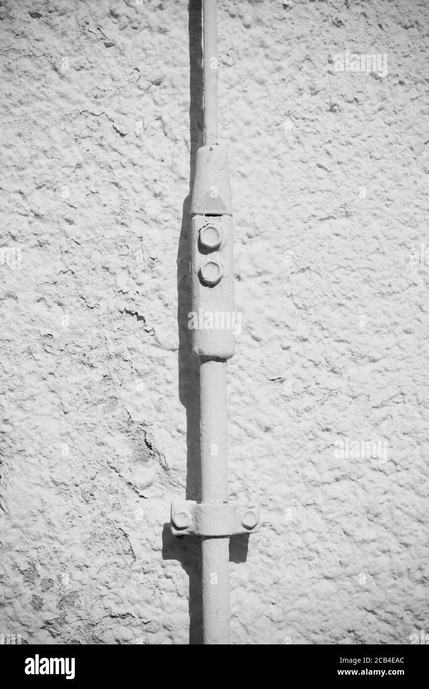 Narrow vertical pipe hi-res stock photography and images - Alamy