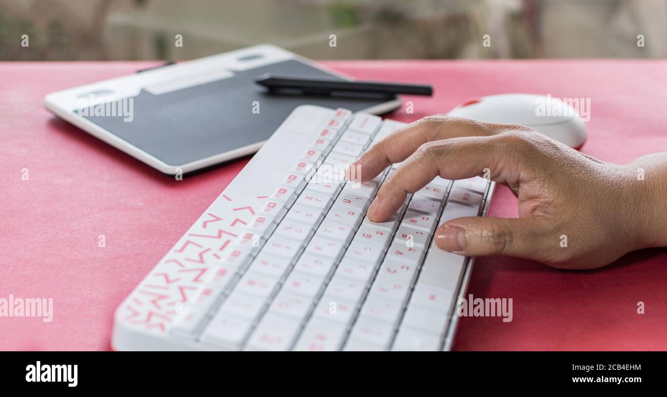 Working from home female hands hi-res stock photography and images - Alamy