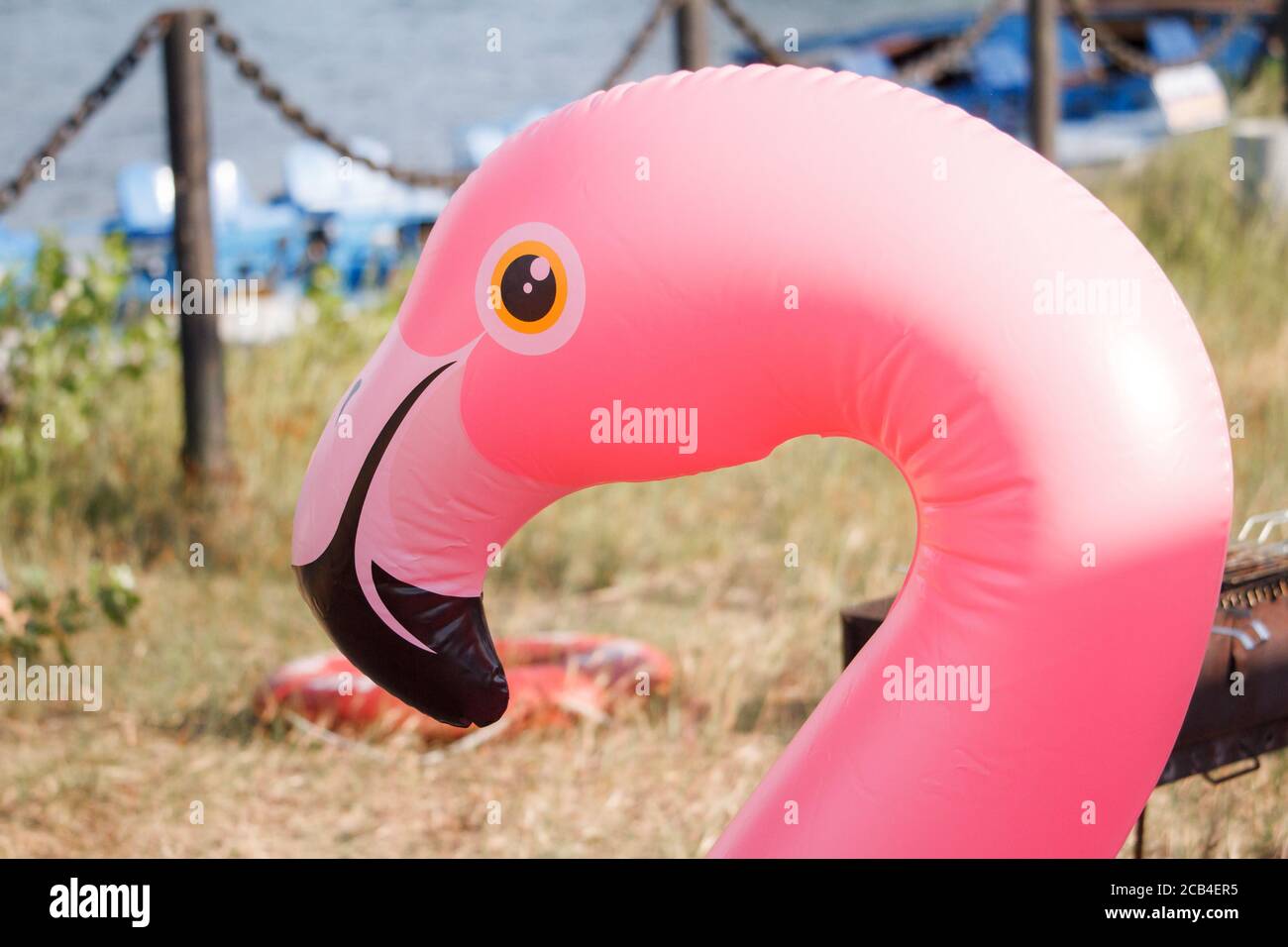 Giant inflatable pink flamingo hi-res stock photography and images - Alamy