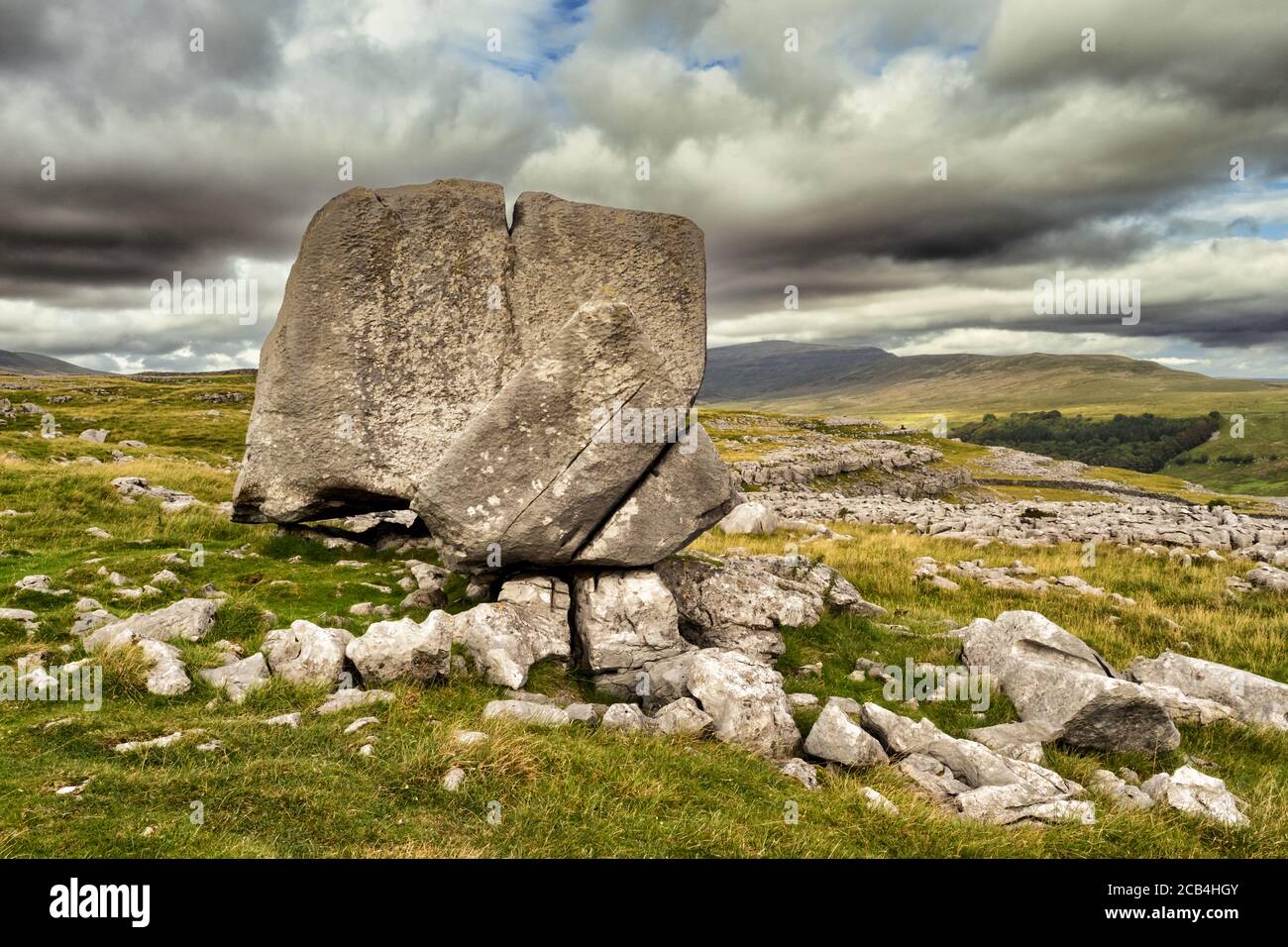 The striking erratic boulders resting on the pavements around ...