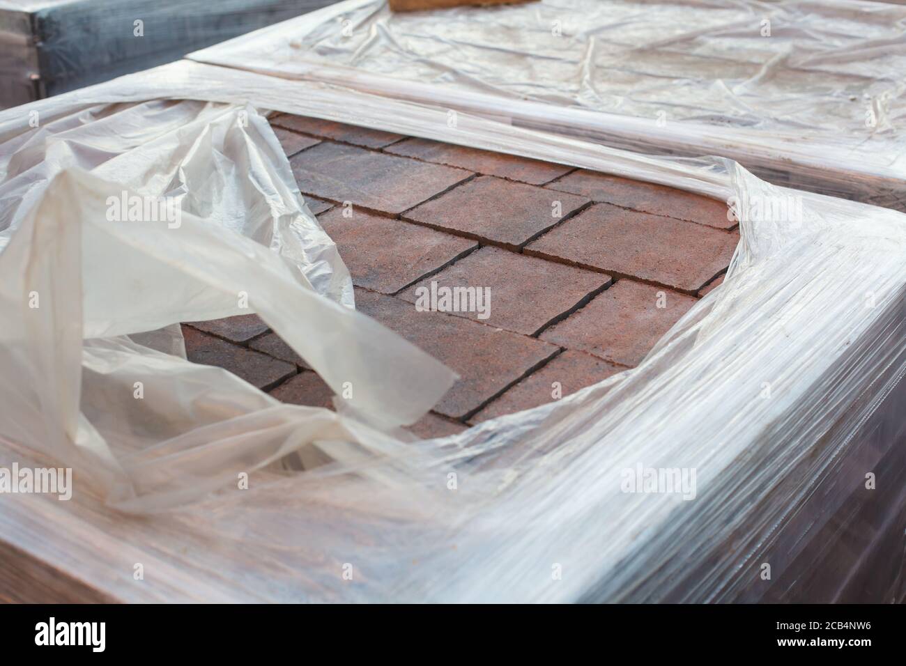 Pile of bricks hi-res stock photography and images - Alamy