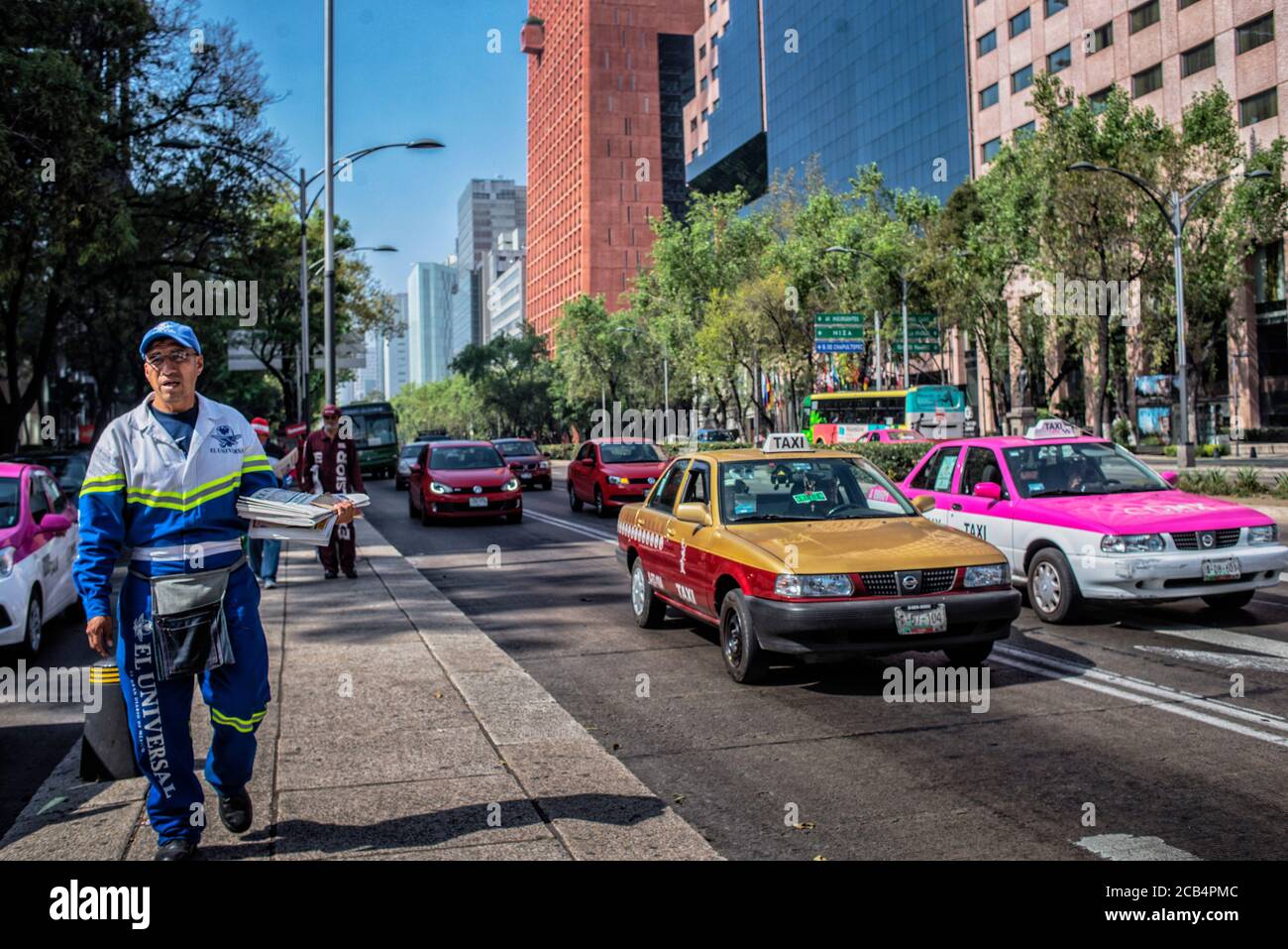 Mexican newspapers hi-res stock photography and images - Alamy