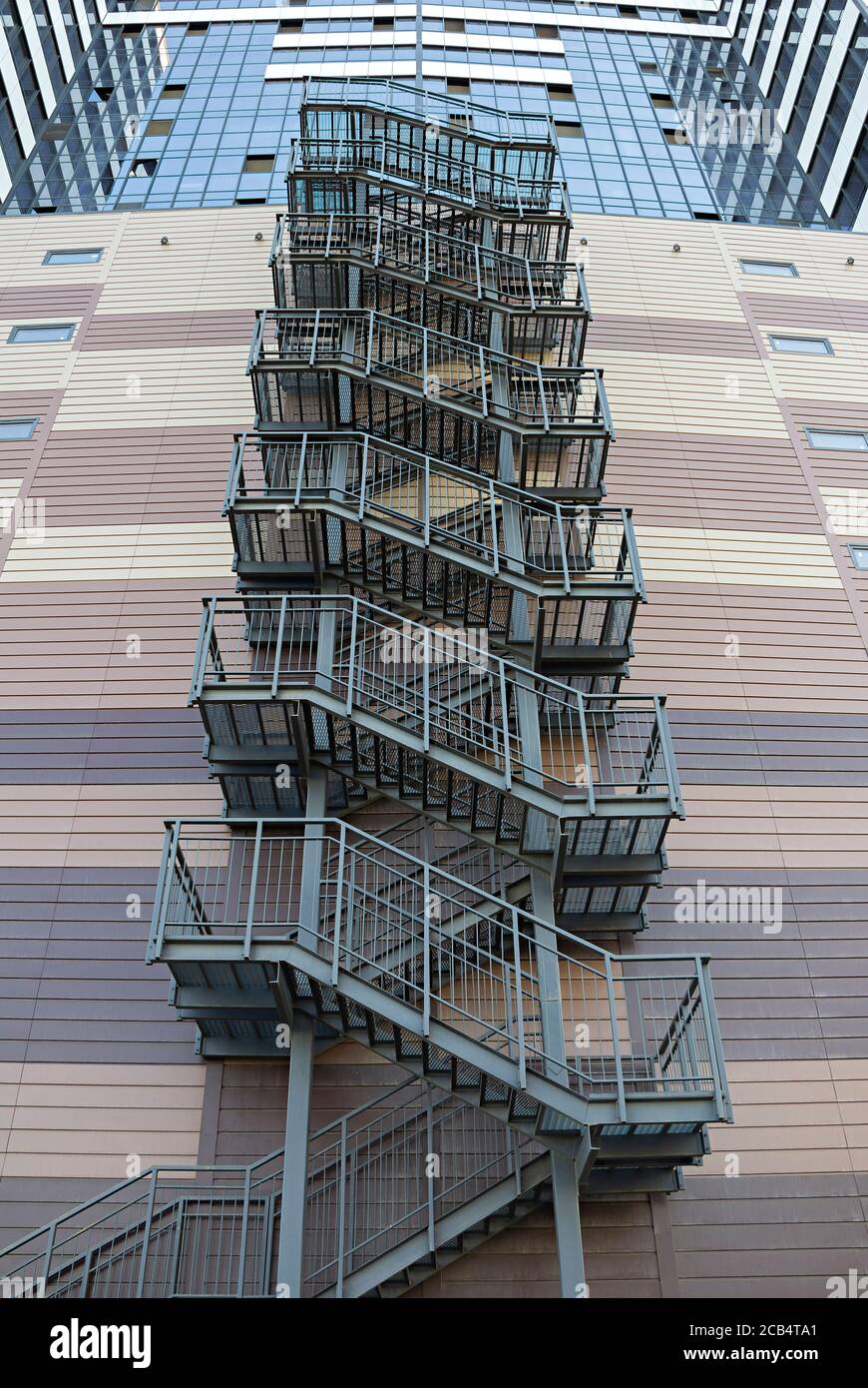External fire escape staircase hi-res stock photography and images - Alamy