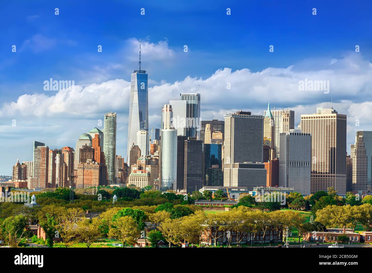 New York City panorama from the bay with Governors island and Manhattan ...