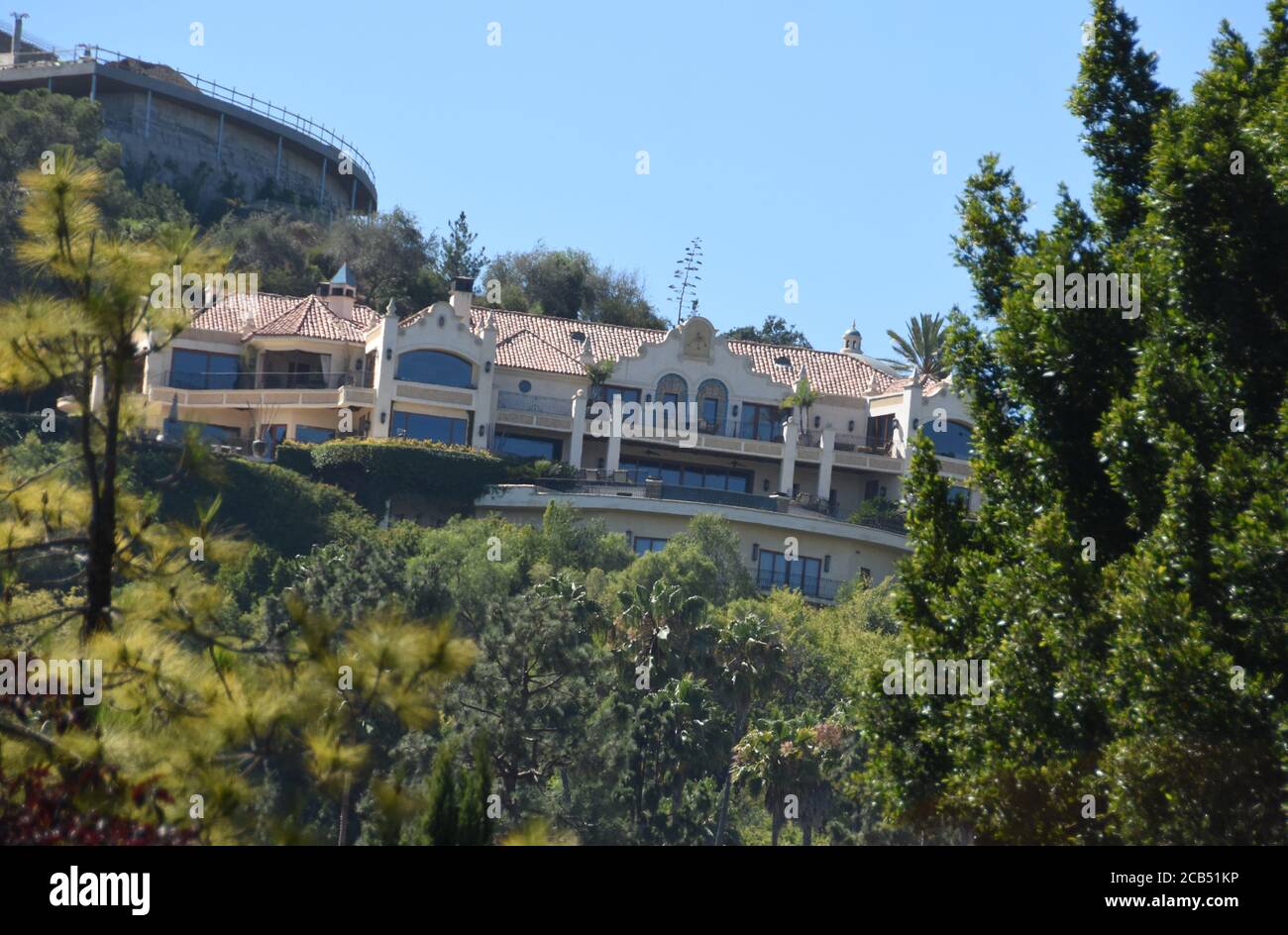 10050 Cielo Dr Layout