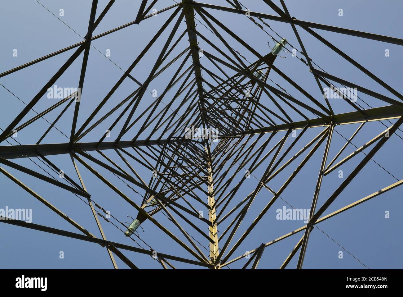 Electricty pylon from below Stock Photo - Alamy