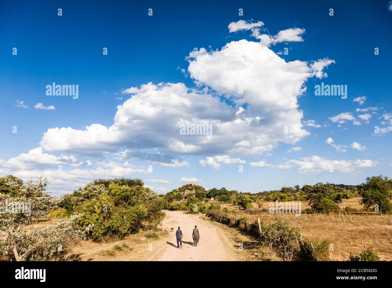 Zimbabwe village hi-res stock photography and images - Alamy