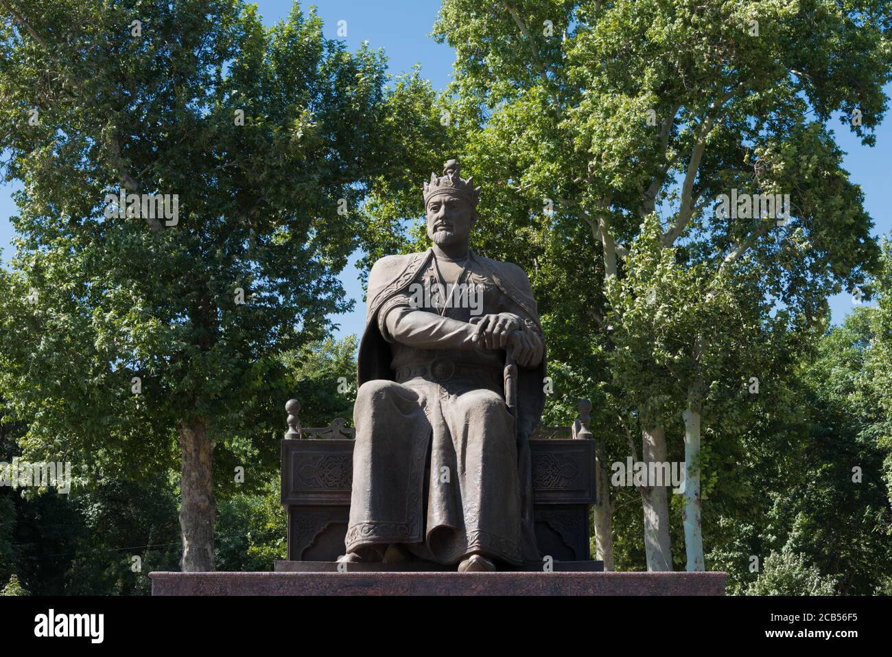 Samarkand, Uzbekistan - Statue of Amir Timur in Samarkand, Uzbekistan ...