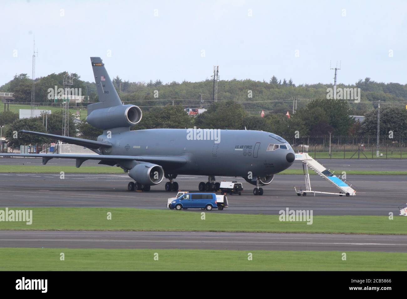 514th amw amc hi-res stock photography and images - Alamy