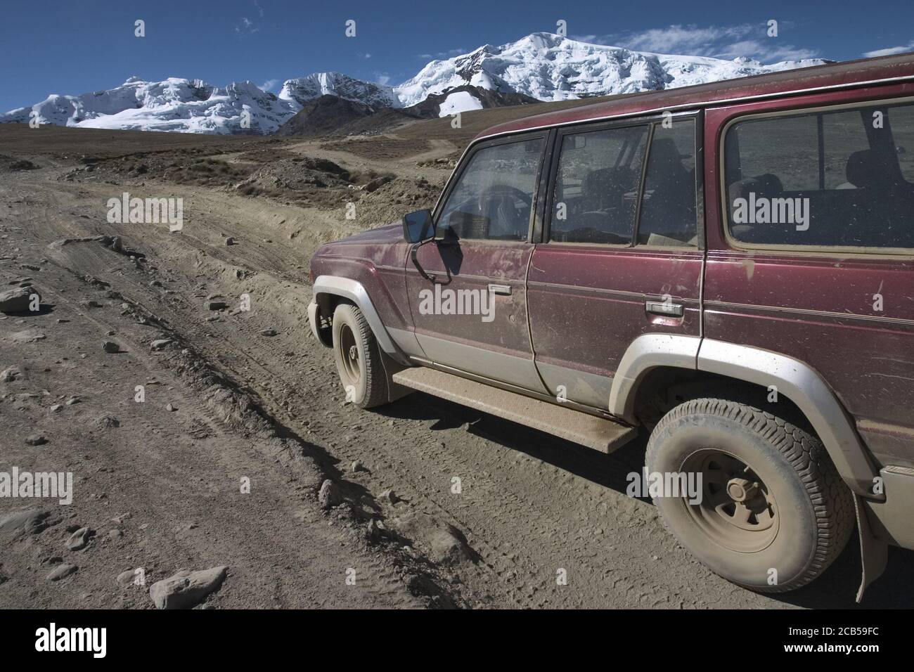 17000 feet hi-res stock photography and images - Alamy