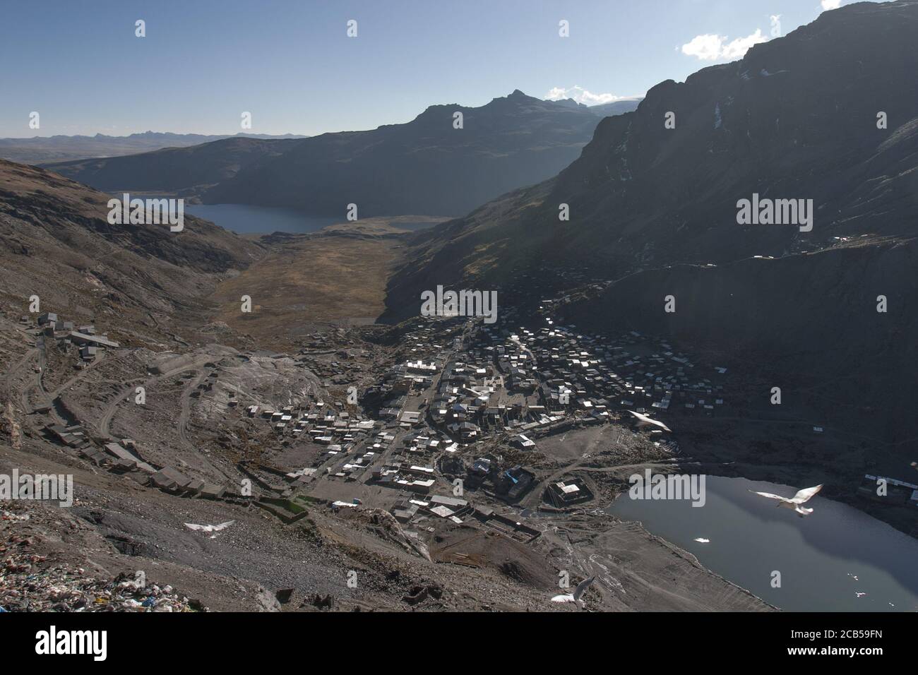 La Rinconada, Puno, Peru. At 16,800 feet above sea level (5130m) and ...