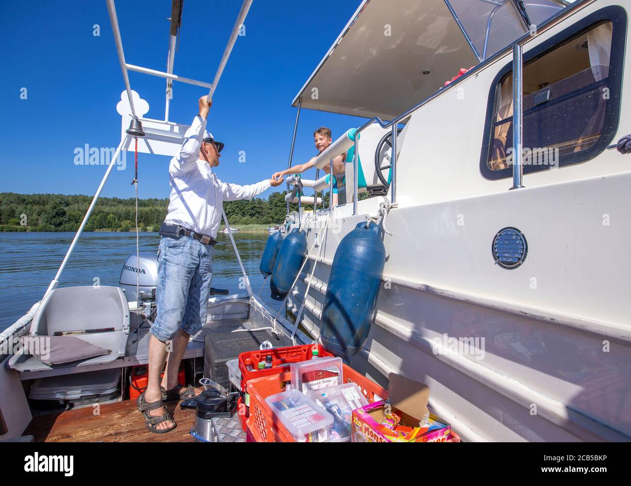 Floating kiosk hi-res stock photography and images - Alamy