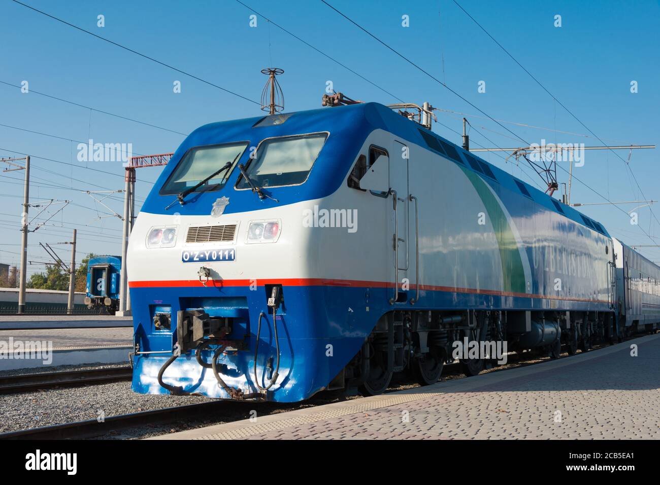 Uzbekistan train hi-res stock photography and images - Alamy