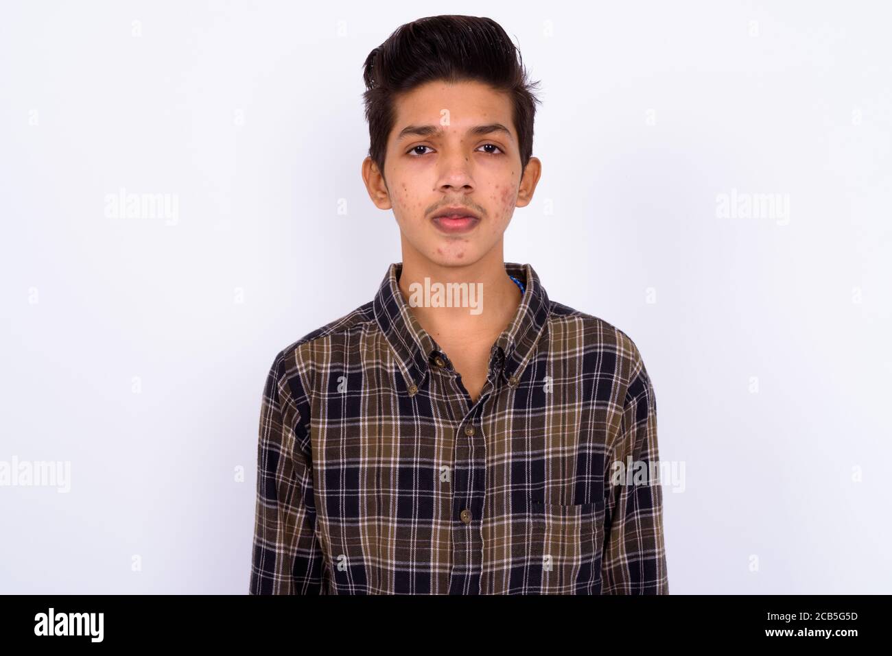 Portrait of young handsome Indian teenage boy Stock Photo - Alamy