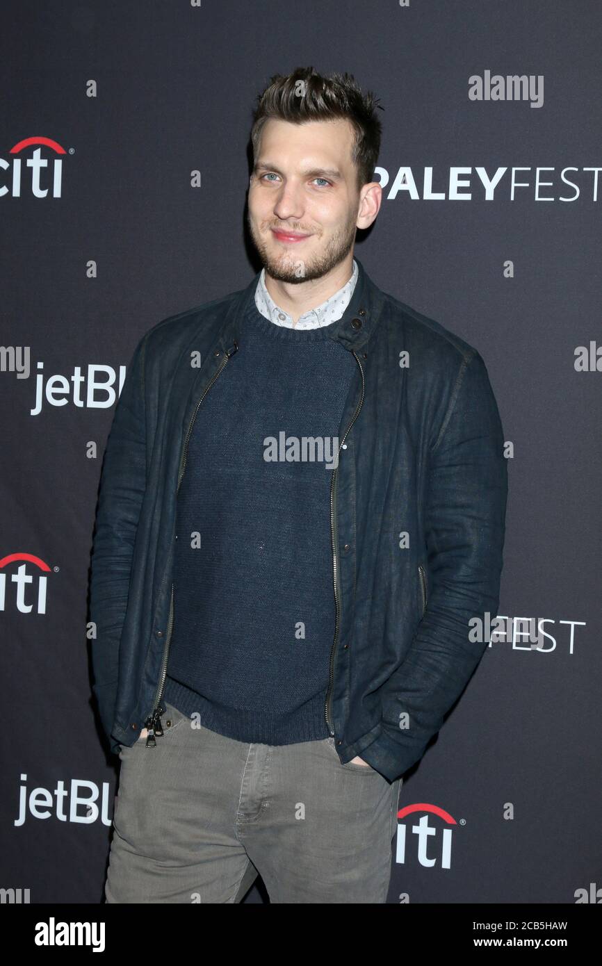 Scott michael foster hi-res stock photography and images - Alamy