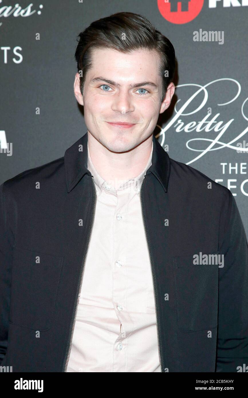 LOS ANGELES - MAR 15: Chris Mason at the "Pretty Little Liars: The ...