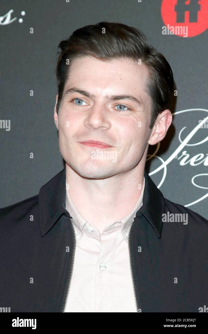 LOS ANGELES - MAR 15: Chris Mason at the "Pretty Little Liars: The ...