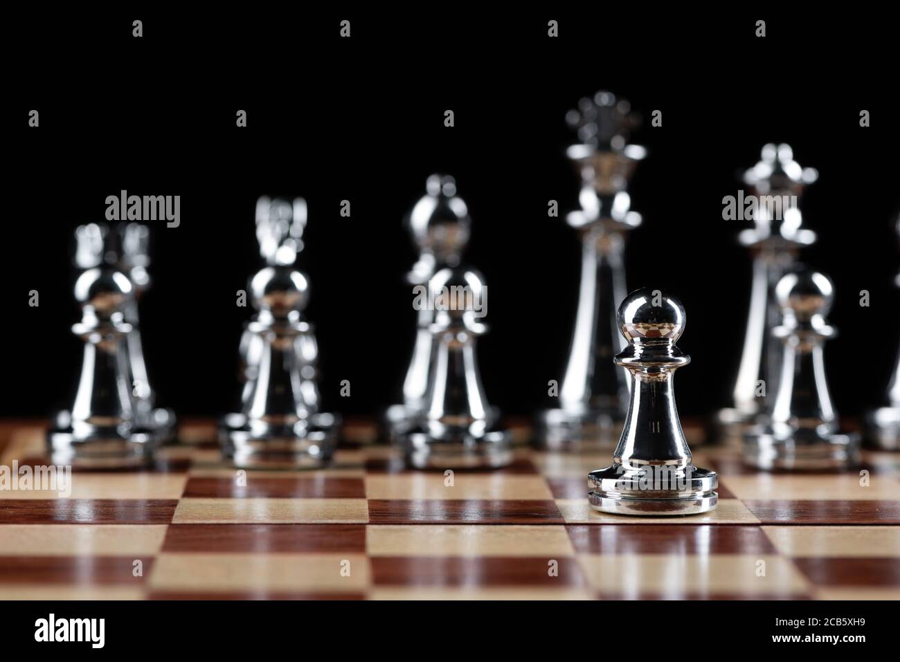Black steel chess pieces hi-res stock photography and images - Alamy