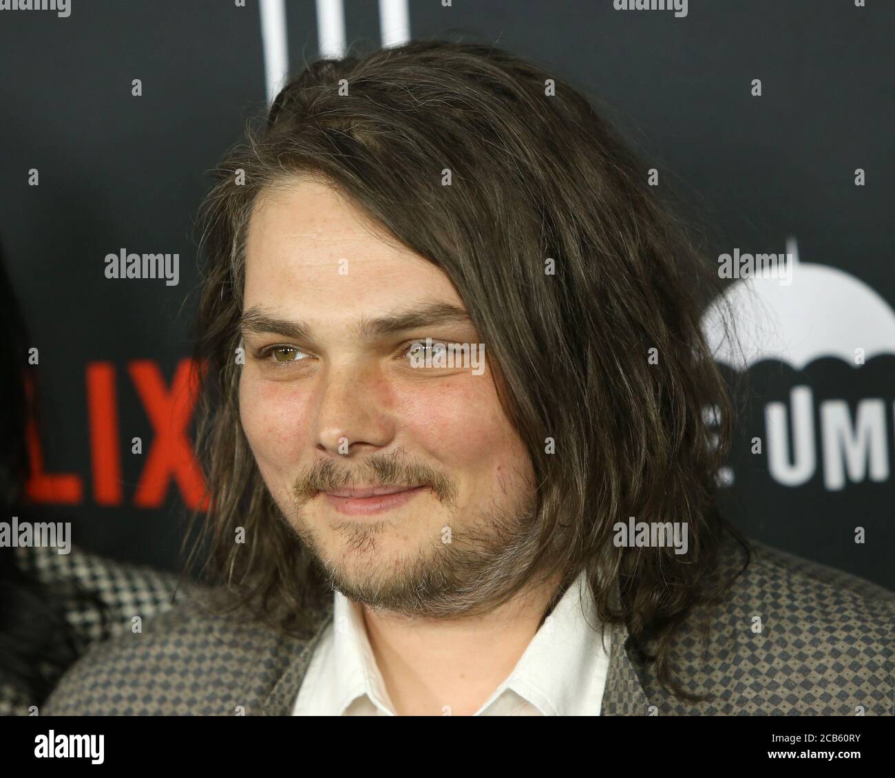 LOS ANGELES - FEB 12: Gerard Way at the "The Umbrella Academy" Premiere ...