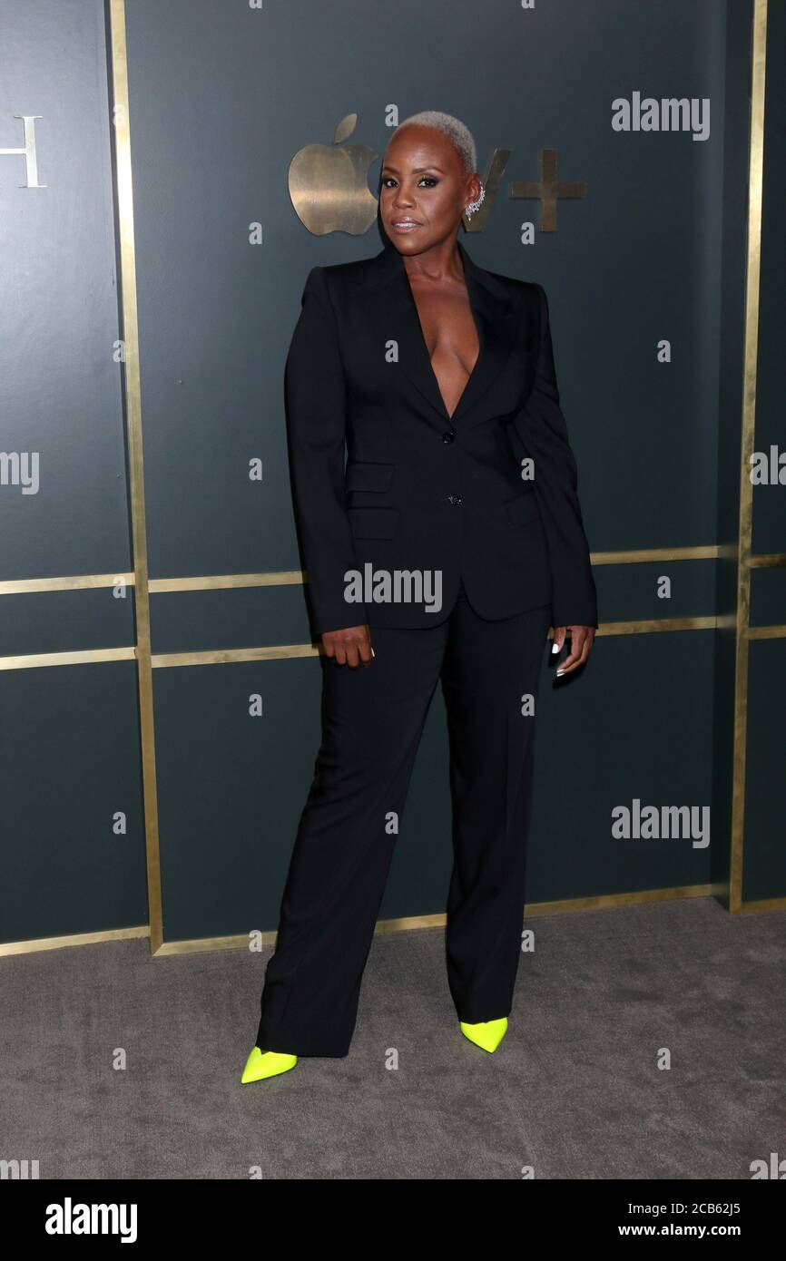 LOS ANGELES - NOV 11: Haneefah Wood at the "Truth Be Told" Premiere ...