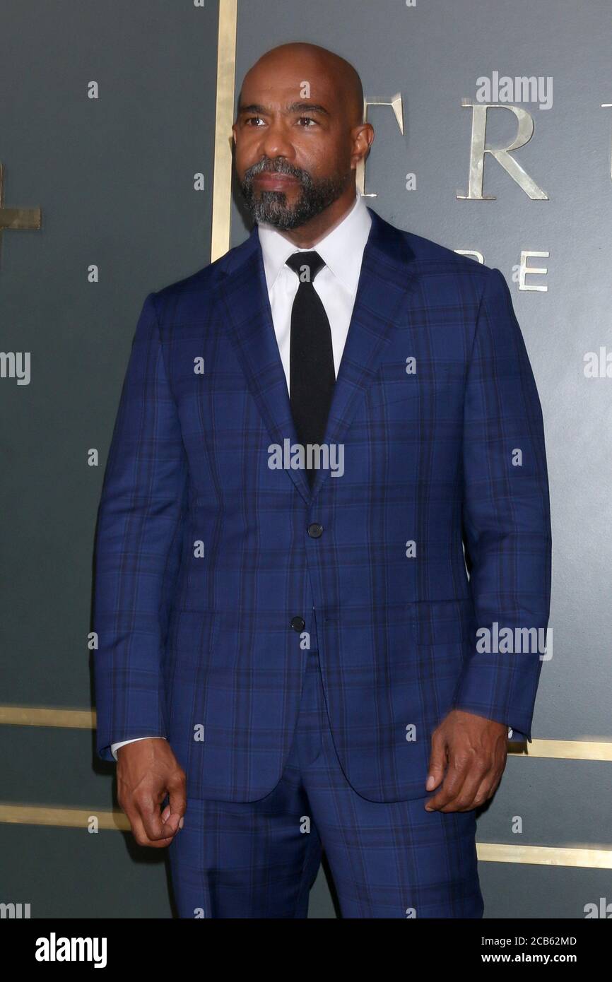 LOS ANGELES - NOV 11: Michael Beach at the "Truth Be Told" Premiere ...