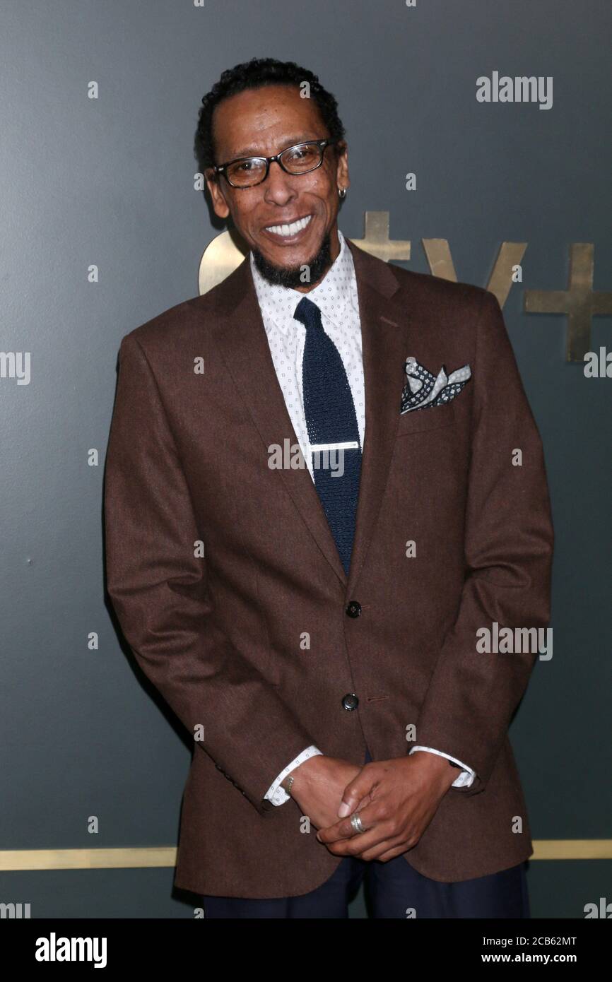 LOS ANGELES - NOV 11: Ron Cephas Jones at the "Truth Be Told" Premiere ...