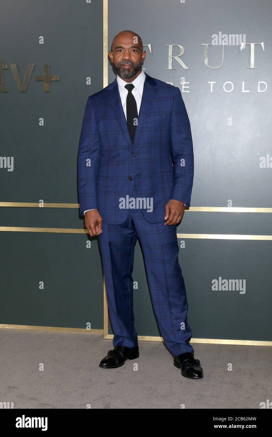 LOS ANGELES - NOV 11: Michael Beach at the "Truth Be Told" Premiere ...