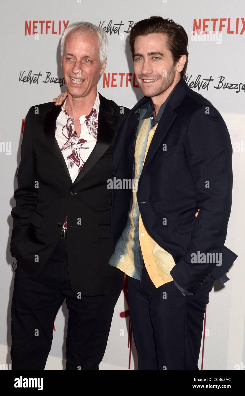 LOS ANGELES - JAN 28: Dan Gilroy, Jake Gyllenhaal at the "Velvet ...