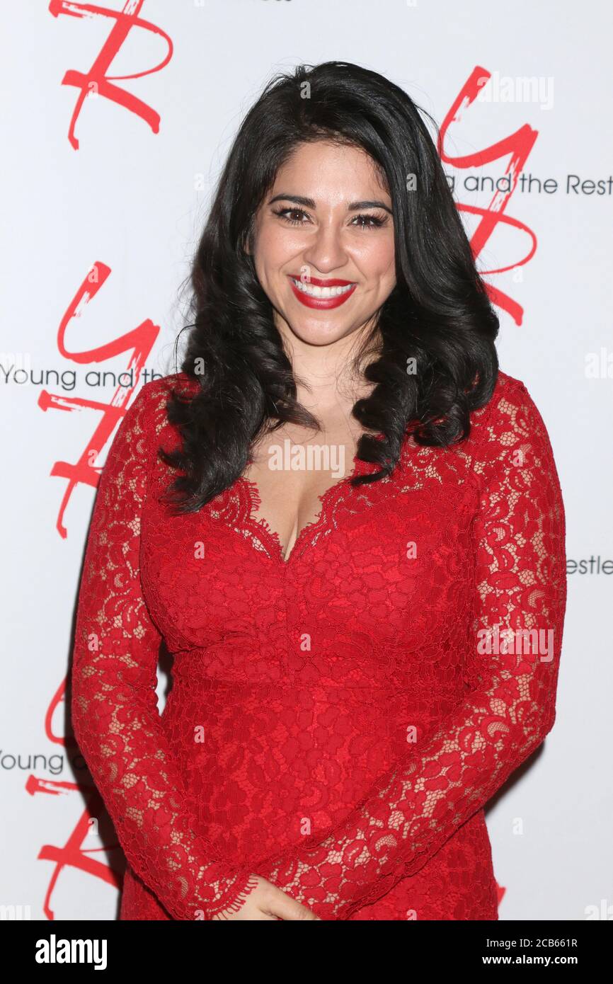 LOS ANGELES - JAN 17: Noemi Gonzalez at the Young and the Restless ...