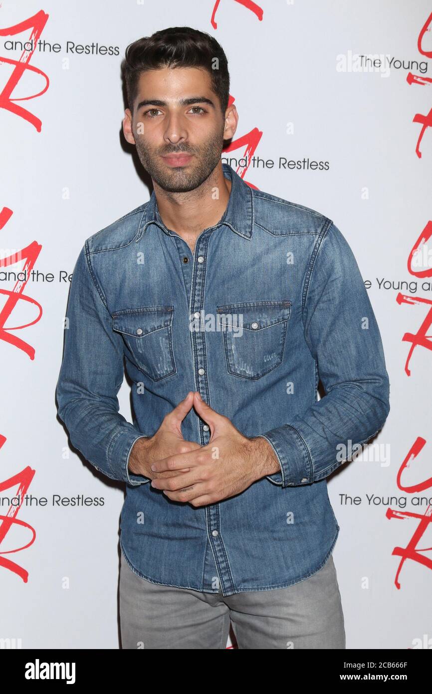 LOS ANGELES - JAN 17: Jason Canela at the Young and the Restless ...
