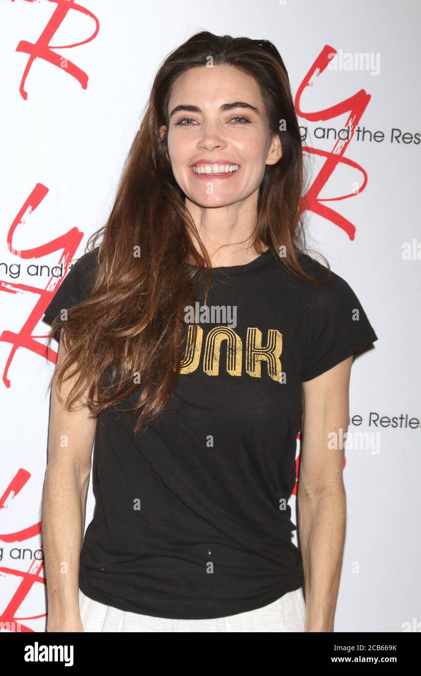 LOS ANGELES - JAN 17: Amelia Heinle at the Young and the Restless ...