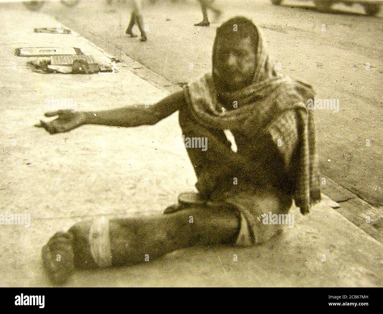 Indian begger hi-res stock photography and images - Alamy