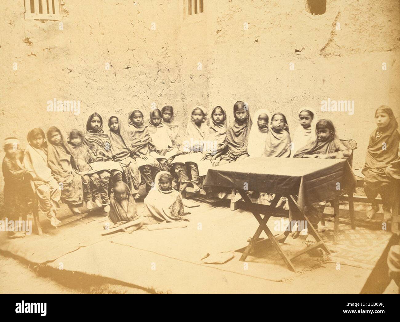 Sindh girls hi-res stock photography and images - Alamy