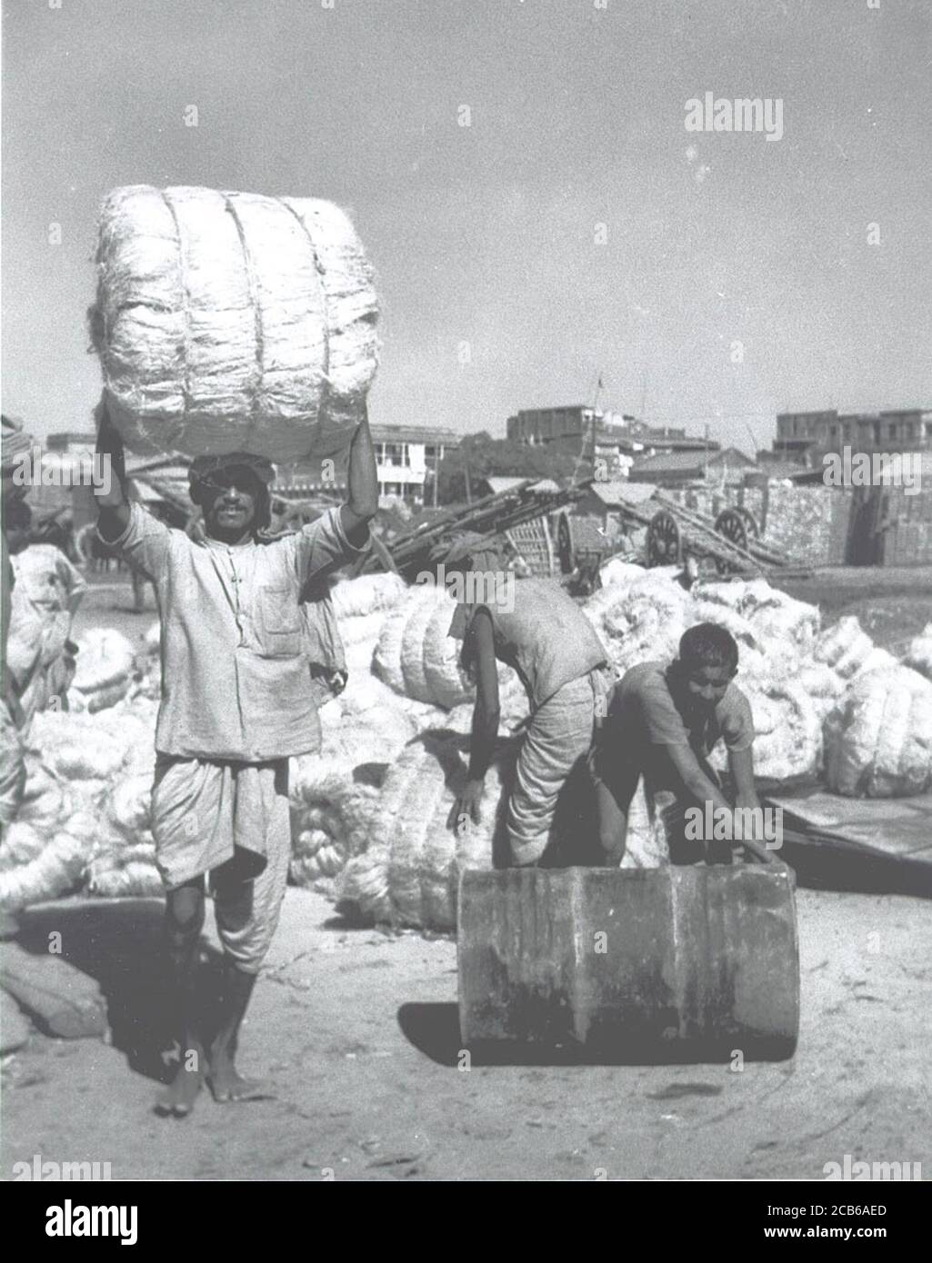 Jute market hi-res stock photography and images - Alamy