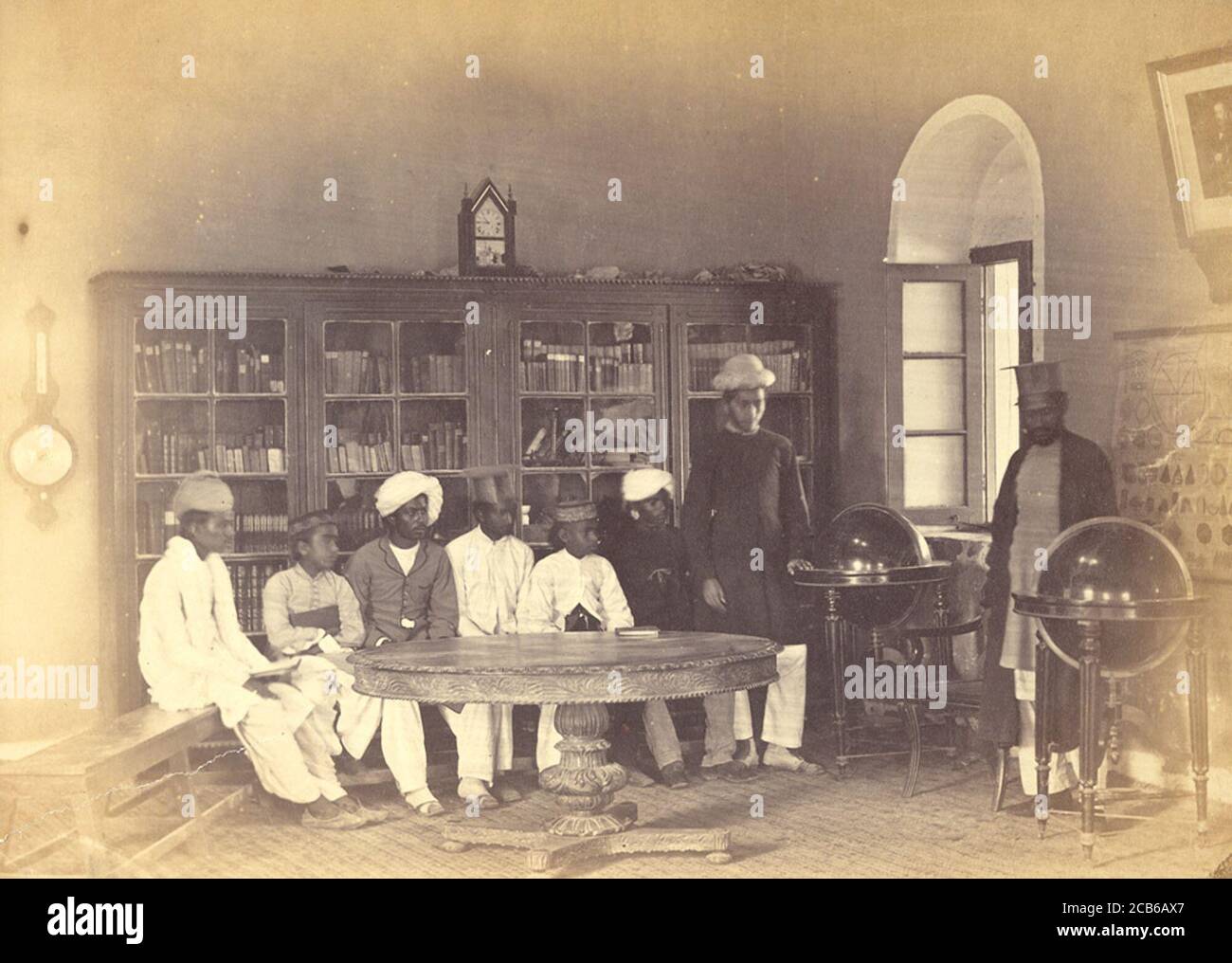 Vernacular school hi-res stock photography and images - Alamy