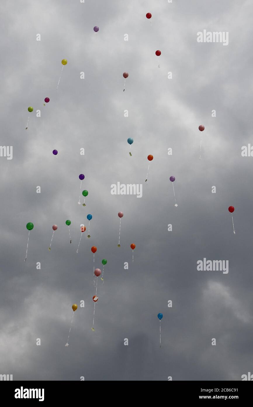 Latex ballons hi-res stock photography and images - Alamy