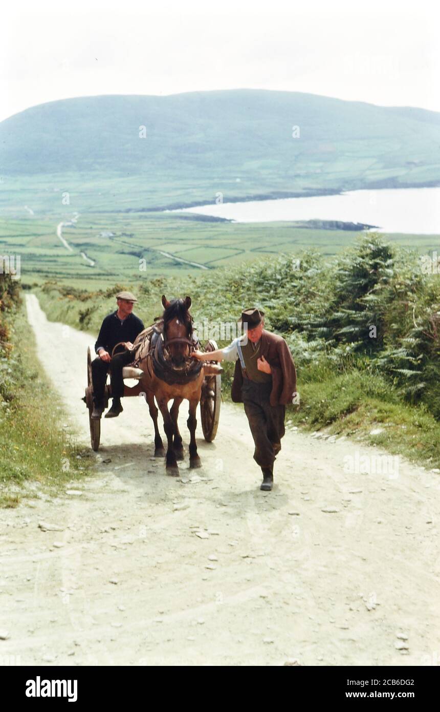 20th century colour photo history hi-res stock photography and images ...