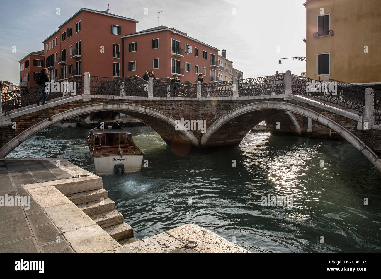 Venedig, Brücken Ponte Tre Ponti, im Zuge des im 20 Jhd. ausgebauten ...