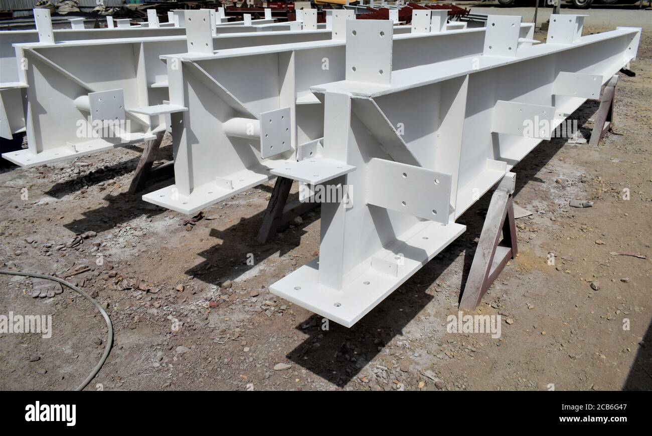 Structural beams hi-res stock photography and images - Alamy