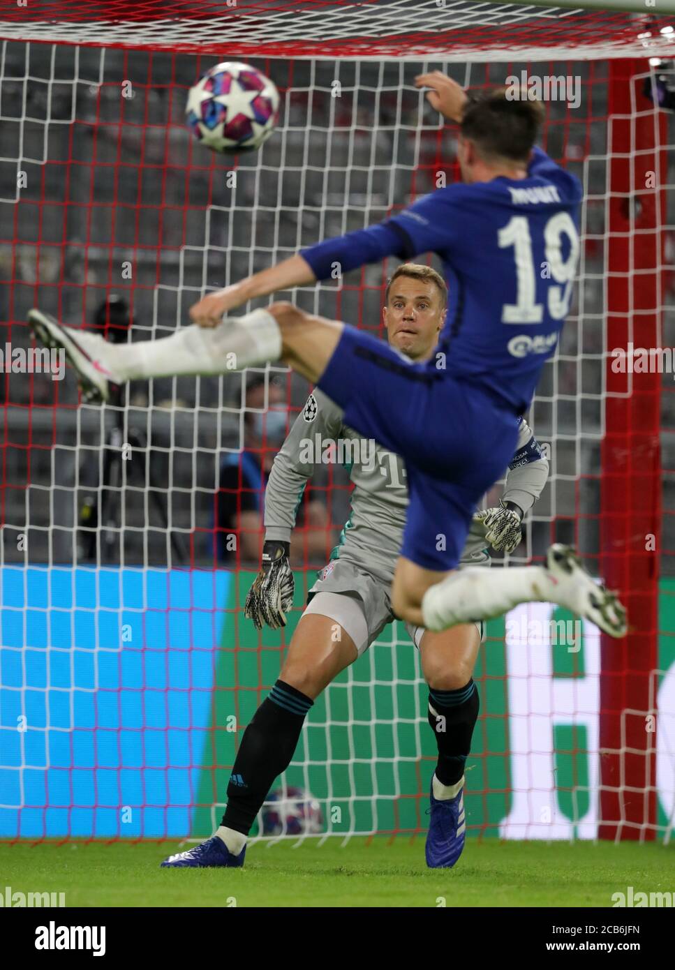 Mason mount chelsea hi-res stock photography and images - Alamy