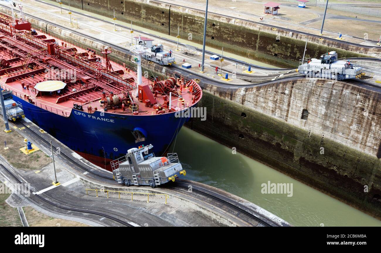 Tanker panama canal hi-res stock photography and images - Alamy