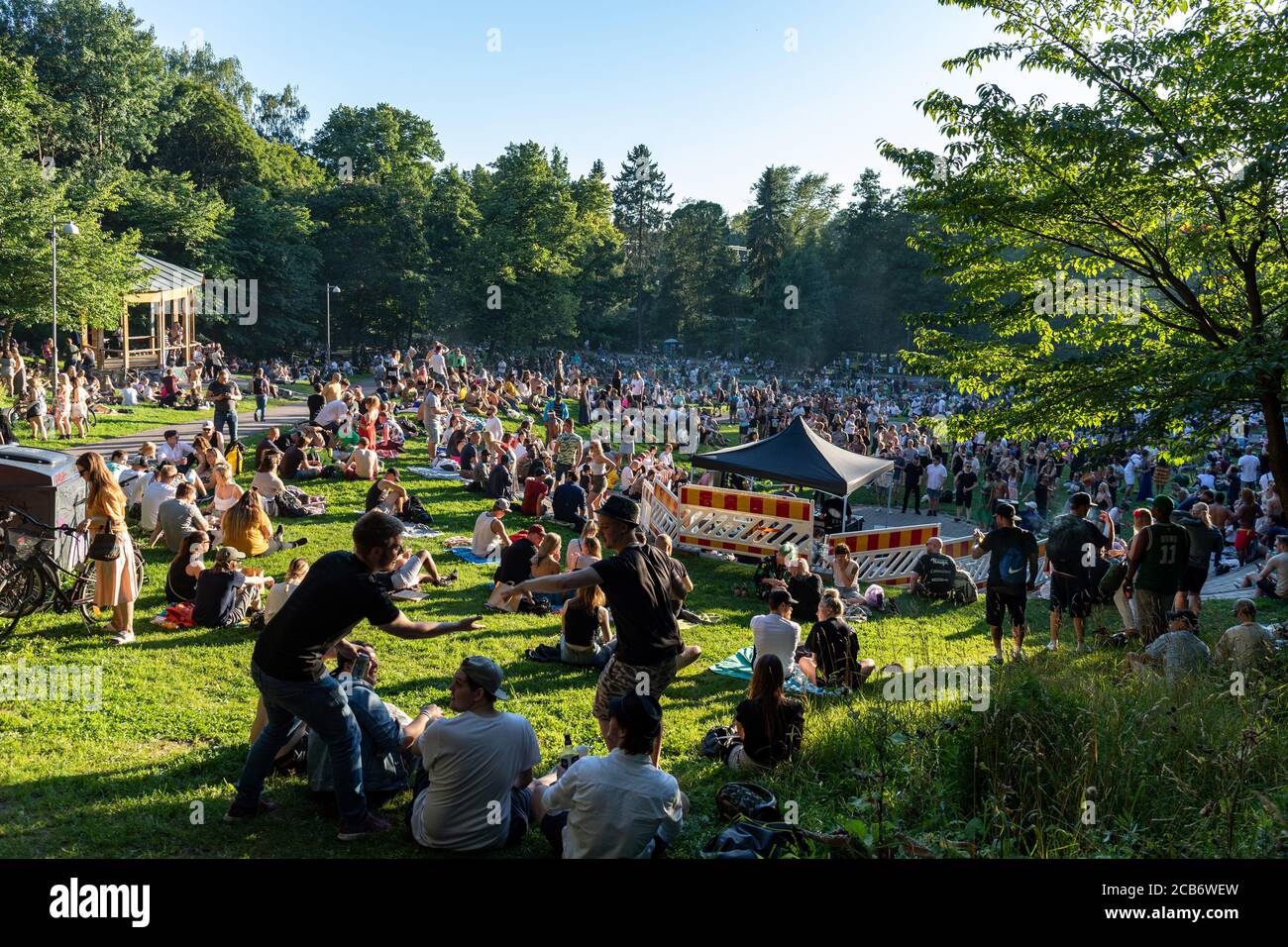 Teknopicnic, free open air techno music and dance happening at ...