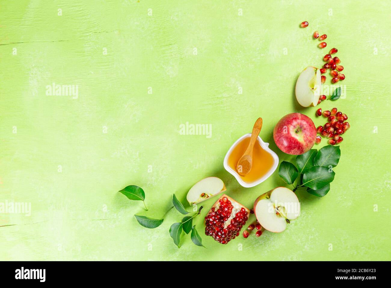 Rosh hashanah holiday symbols hi-res stock photography and images - Alamy