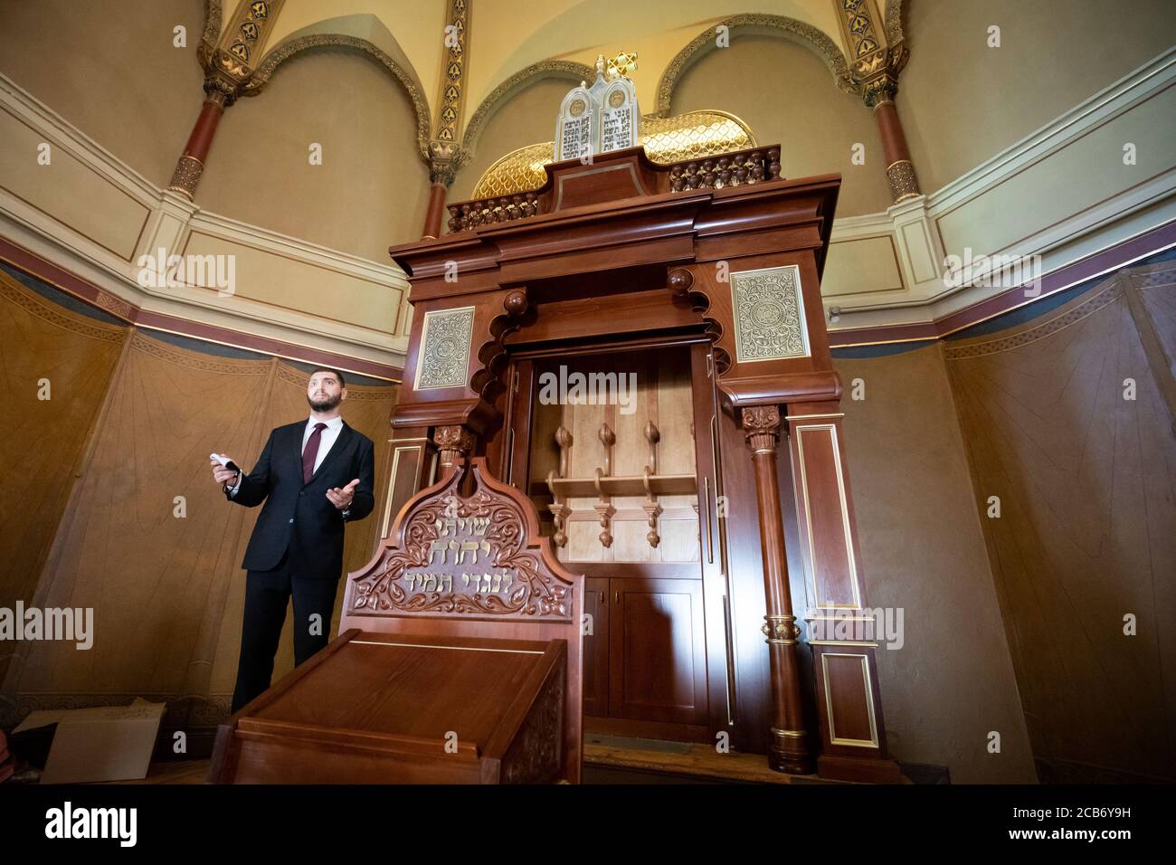 Jewish and christian monuments hi-res stock photography and images - Alamy