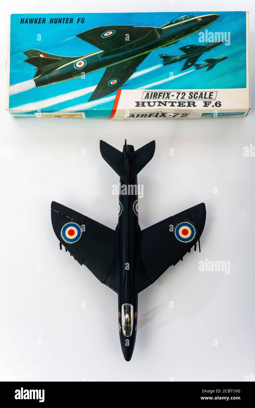 Vintage airfix hawker hunter f6 model aircraft hi-res stock photography ...