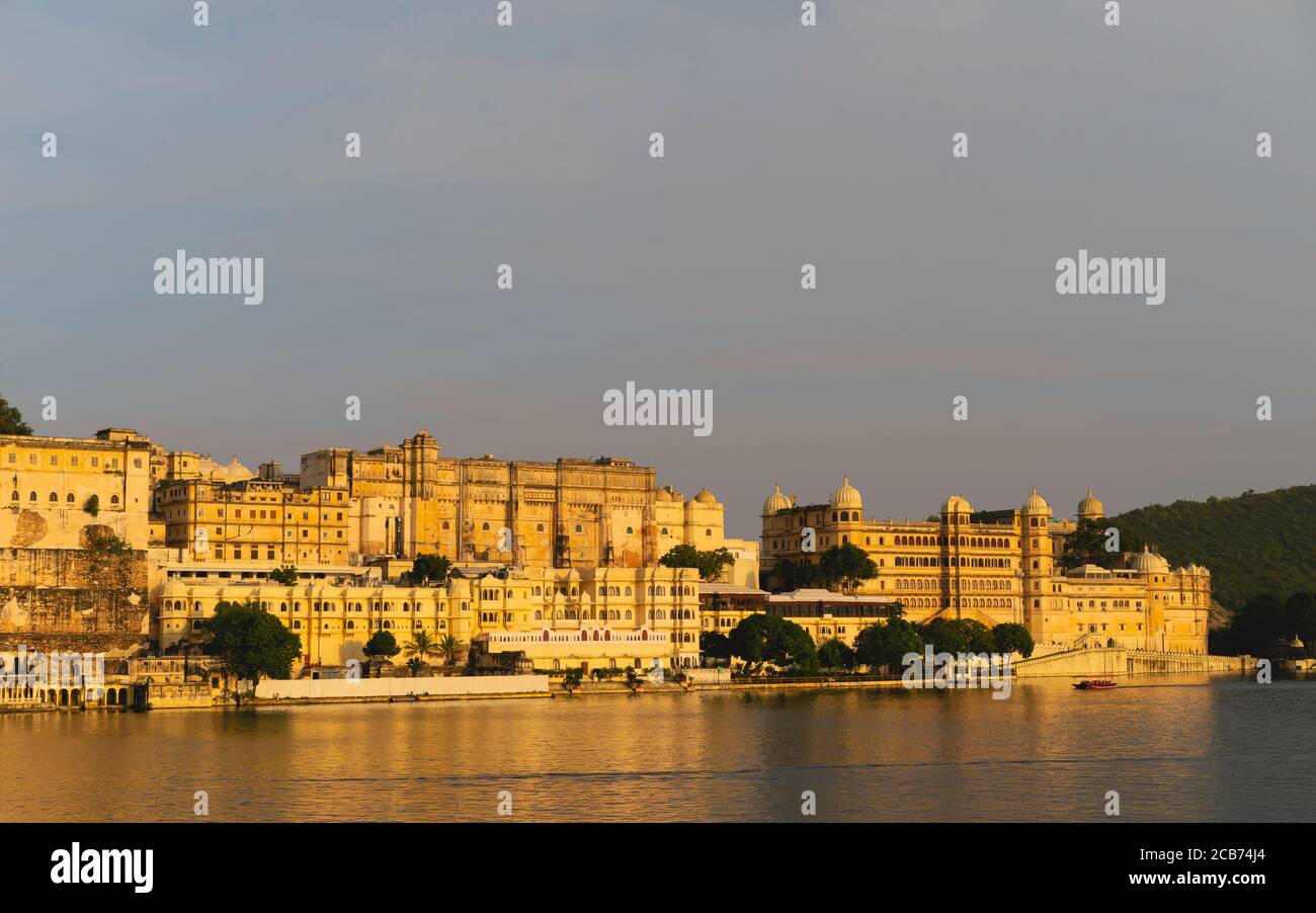 Bluish scenery hi-res stock photography and images - Alamy